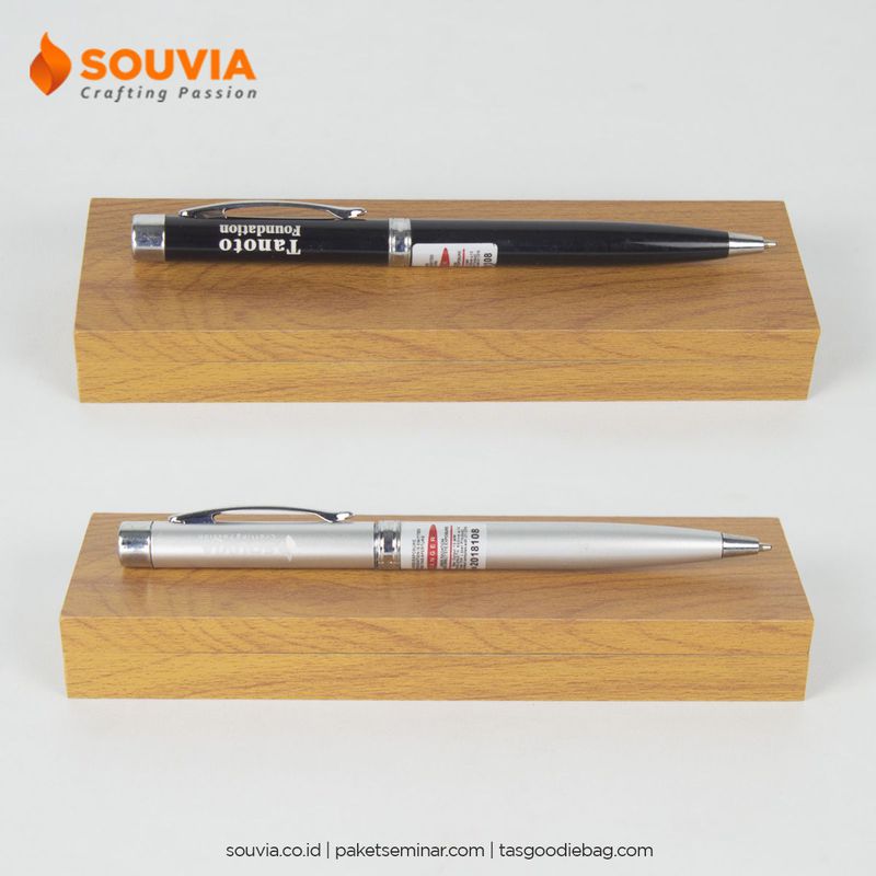 SOUVIA PULPEN LASER POINTER - Hitam