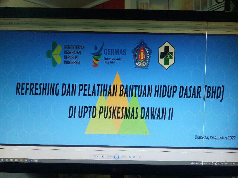 spanduk refreshing dan pelatihan bantuan hidup dasar (BHD)