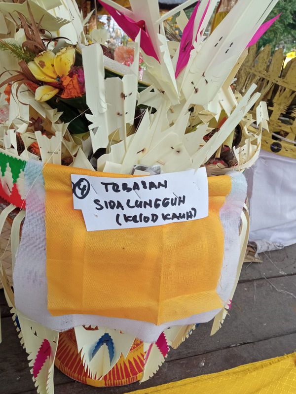 Tebasan Sidha Lungguh