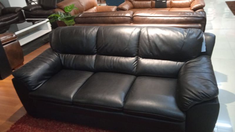 ZIFA SOFA 2S + 3S BLACK