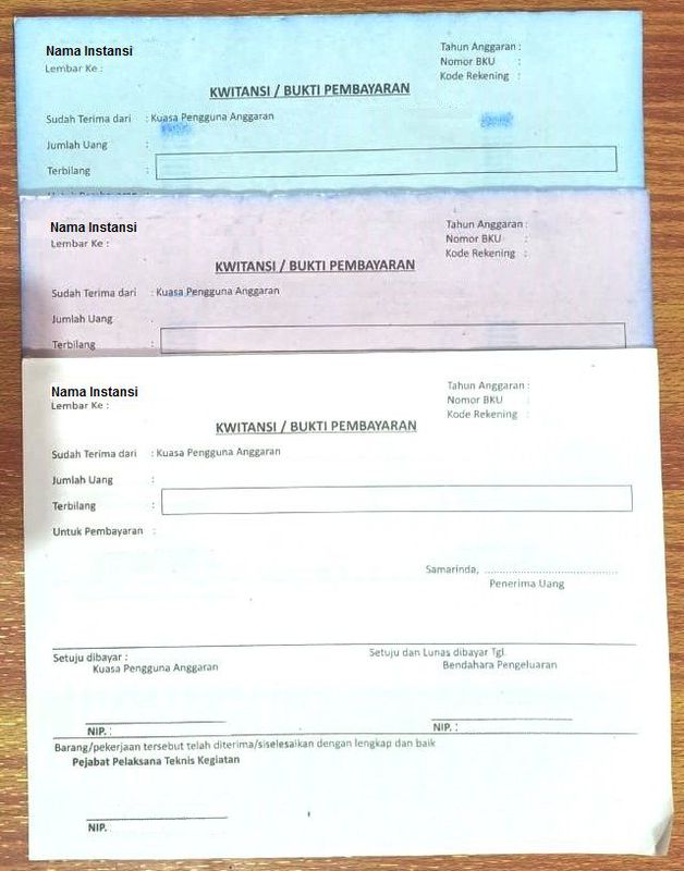 Foam Kwitansi Dinas 1/2 Folio