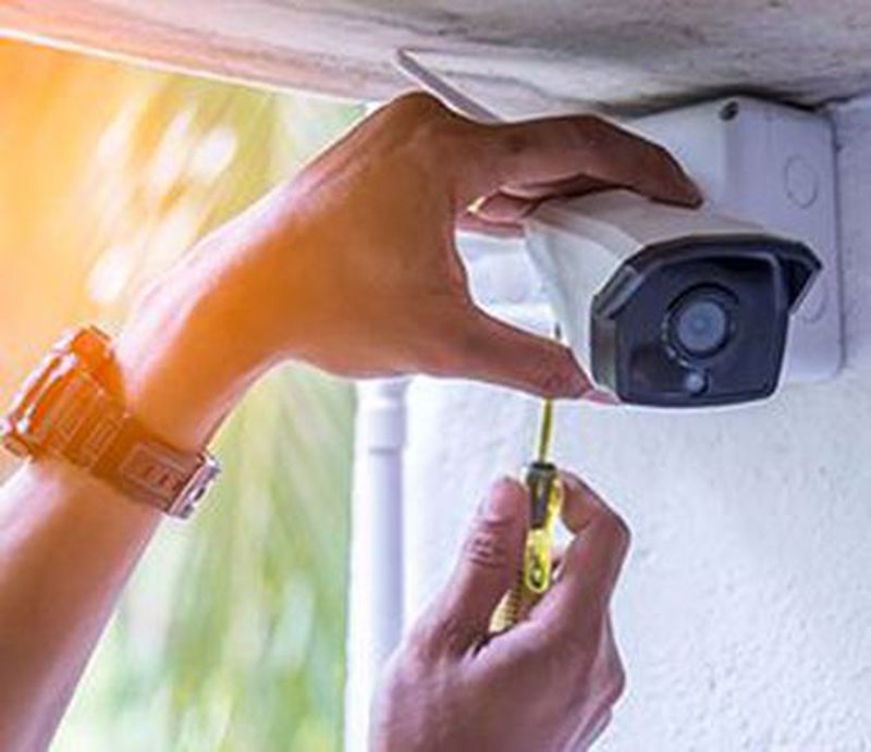 Jasa Perawatan CCTV / Pemasangan CCTV / Penambahan Kamera / Konfigurasi ...