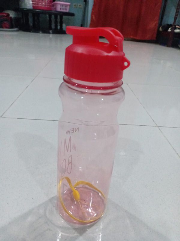 Botol Minuman merk lokal berlogo khusus