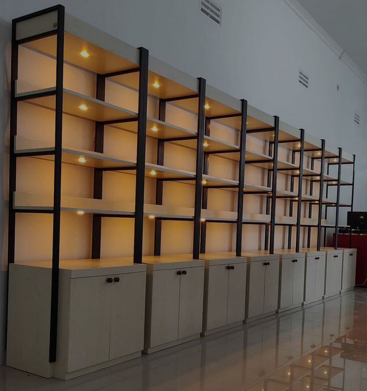 Rak Display - Multicolor