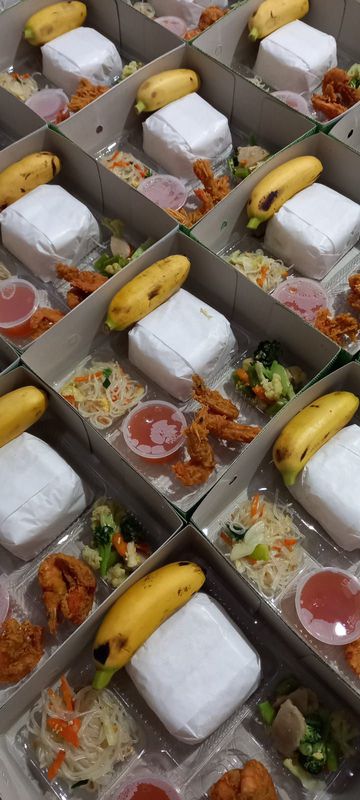 Paket Nasi Box, Snack Box, dan Minum