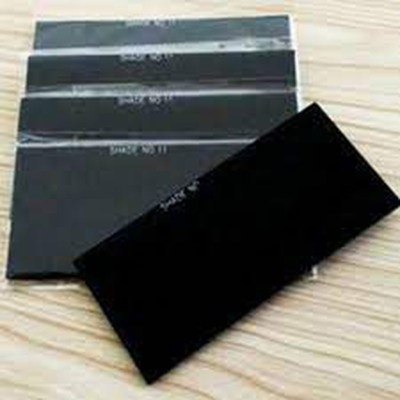 Kaca Las Listrik Hitam