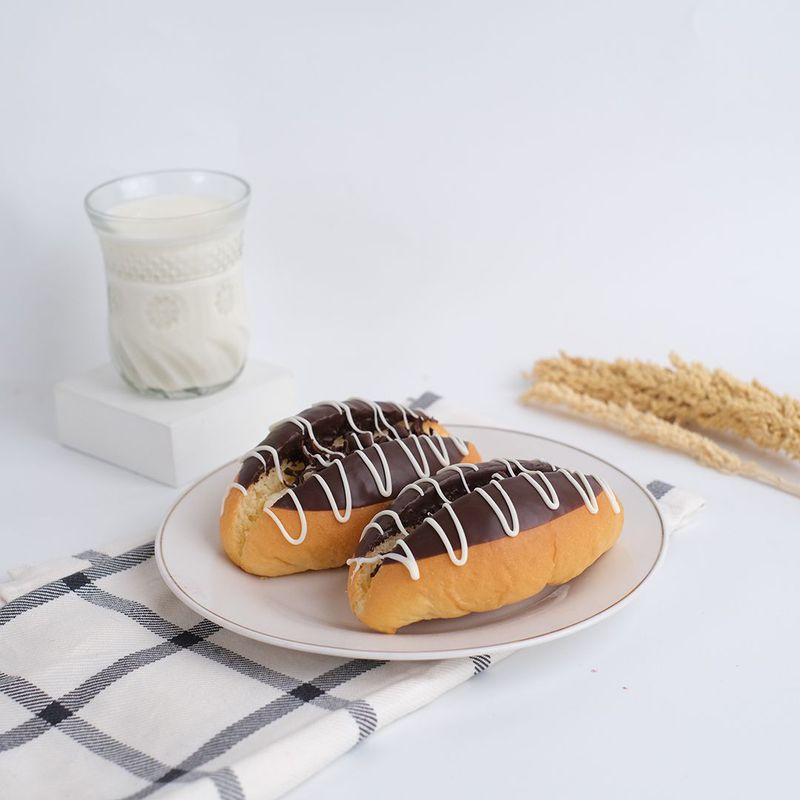 Chocolate Crispy Cream Mini