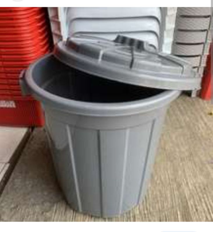 TEMPAT/BAK SAMPAH BESAR