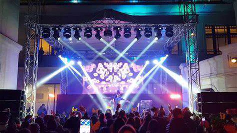 SEWA LIGHTING PAKET SEDANG