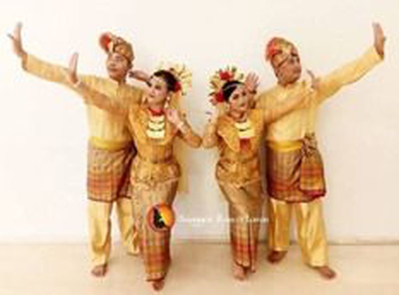 Pakaian Penari Melayu Laki-laki