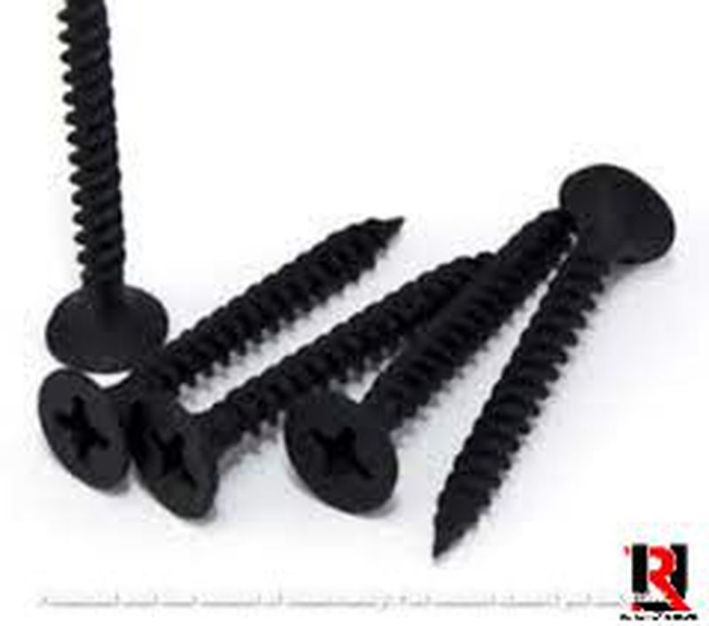 Skrup Hitam 1 1/4"