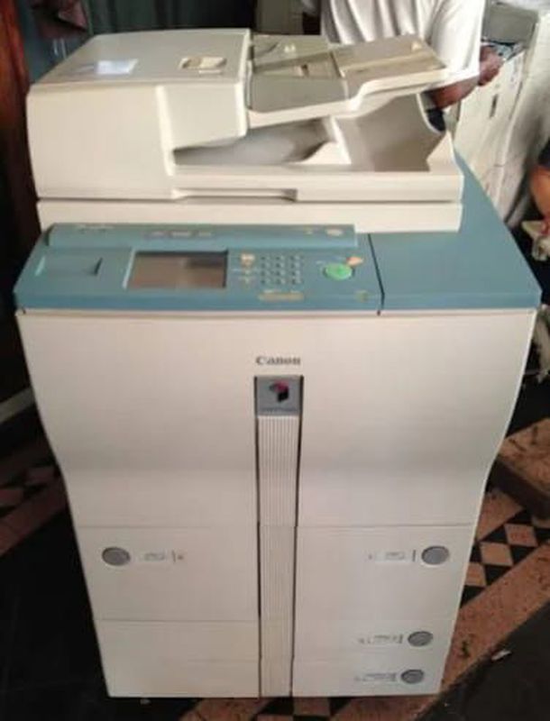 fotocopy hitam putih F4/A4