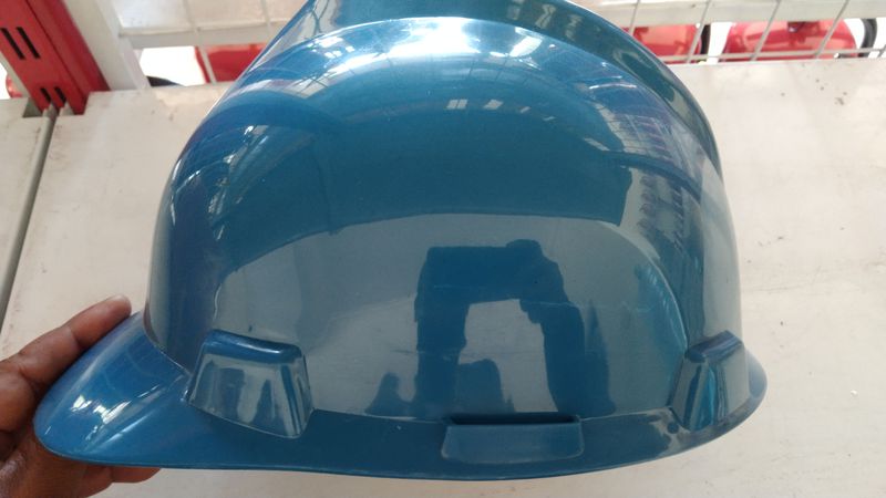 Safety Helmet / Helm Keselamatan Kerja