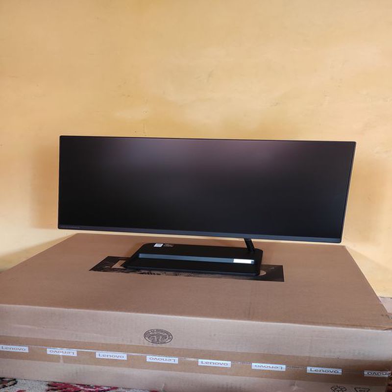 Lenovo ideacentre AIO 3 24ALC6