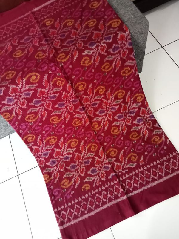 Kain ( Tenun Ikat/Endek S'80) - Maroon