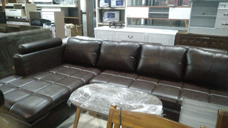 Sofa set plus meja