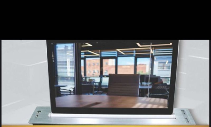 Insight Motorized LCD Monitor 15,6 Inch Touchscreen + Camera [IN-LM15TC]