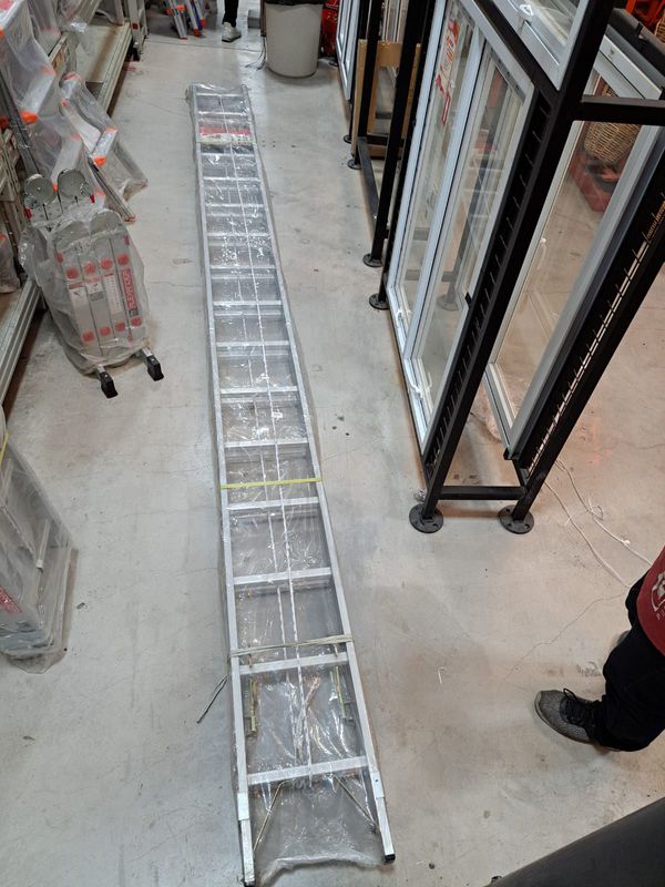 Tangga Aluminium / Rol Sliding