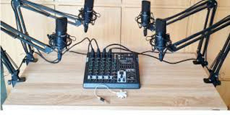 SOUND SYSTEM PODCAST COMMAND CENTER