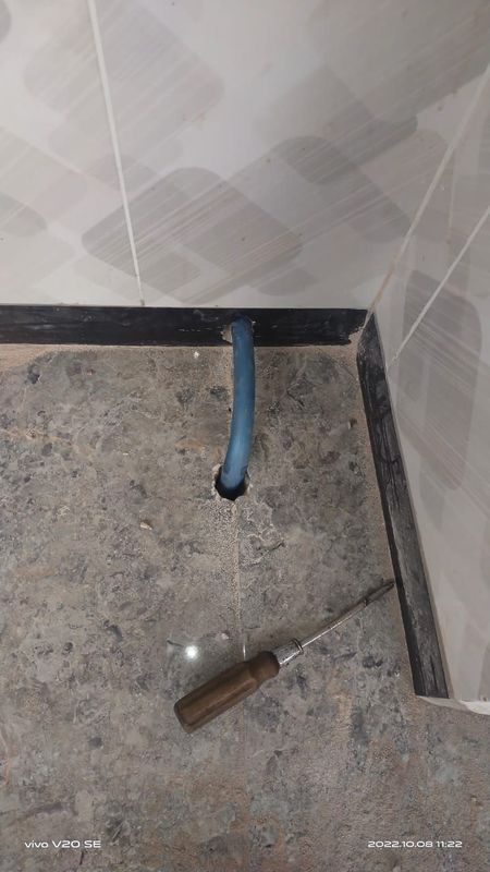 Perbaikan saluran pembuangan AC/Perbaikan slang drain