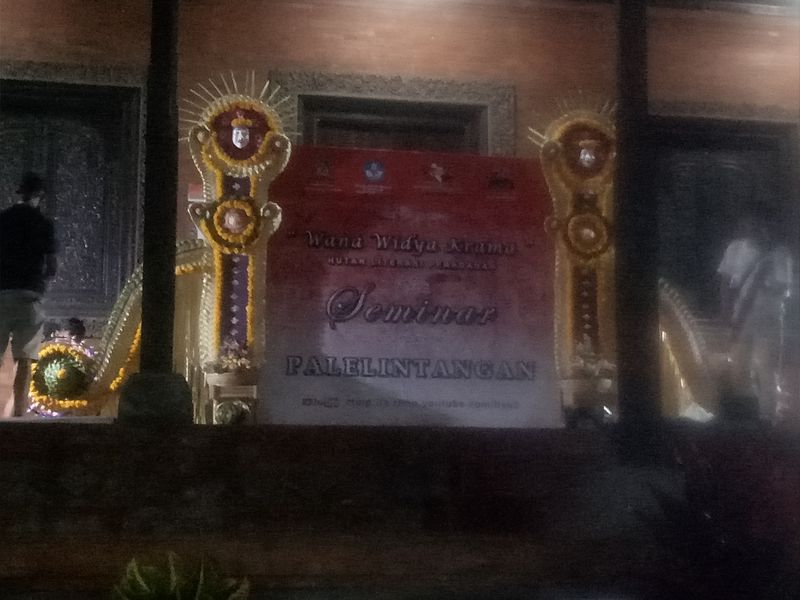 Gebogan Bunga Janur - Ulatan Cili