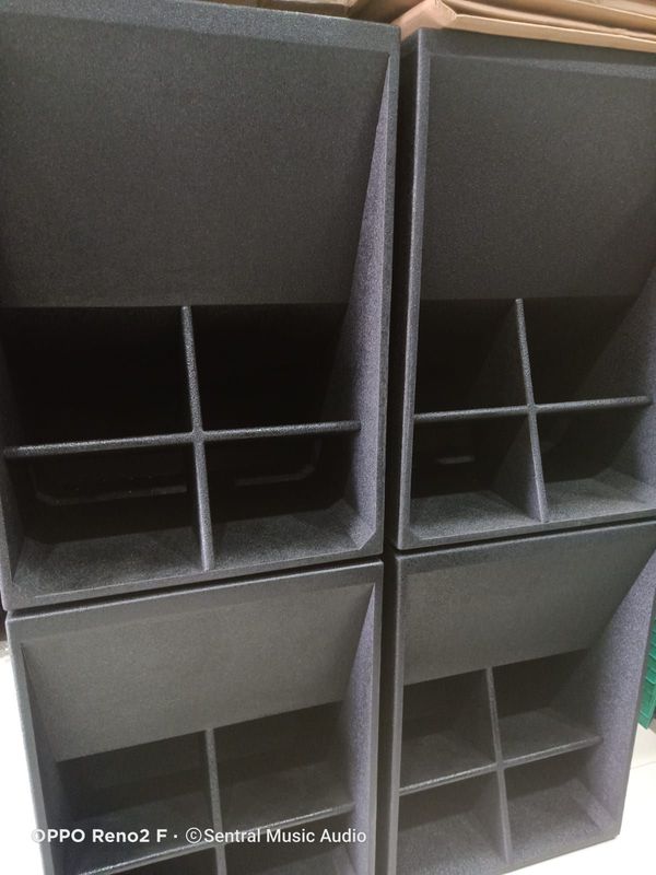 Box Subwoofer Speaker Merk Ashley