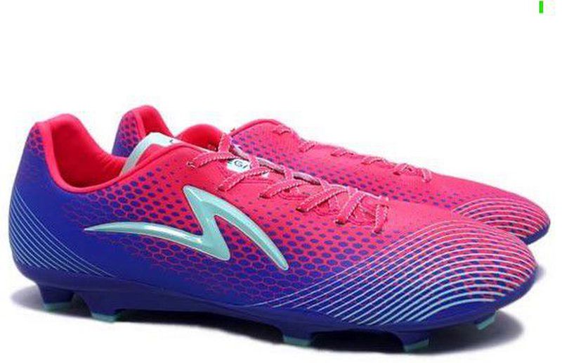 Sepatu Sepak Bola Specs