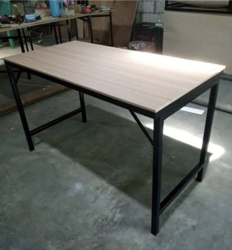 Meja Ukuran 120 x 60 cm