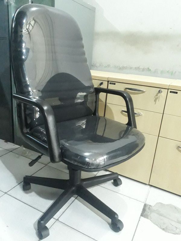 Kursi Staff Chairman DC 701