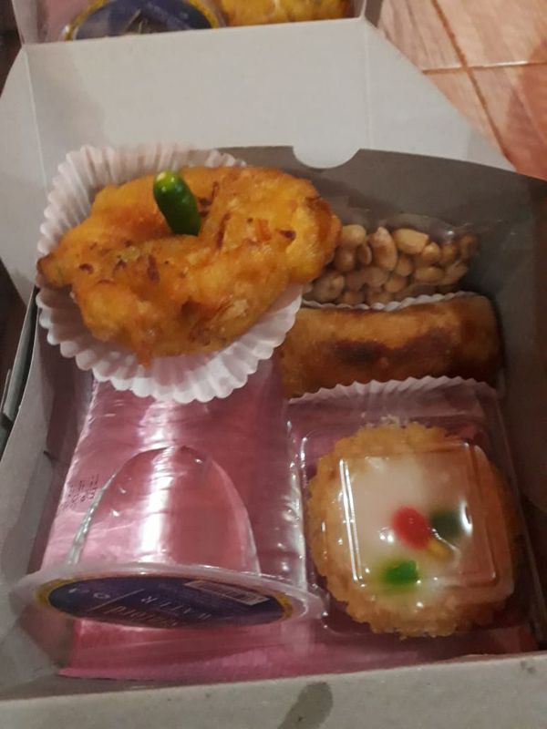 Snack Box / Kue Kotak