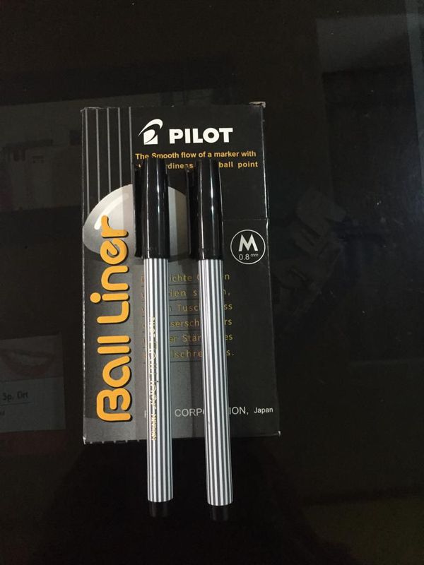 Ballpoint Pilot Balliner Hitam