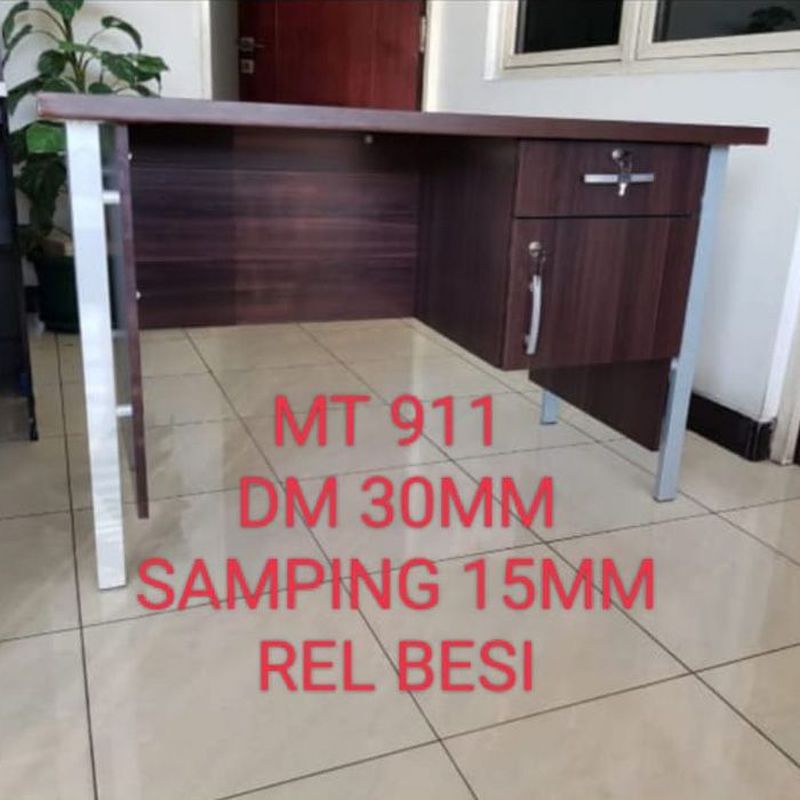 Meja Kantor/ Meja Kerja/ Meja Staff/ 1/2 Biro