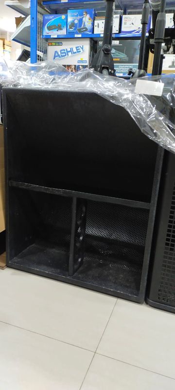 Box Speaker Subwoofer 18 Inch