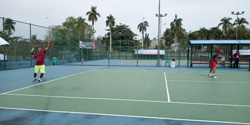 Sewa Lapangan Tenis