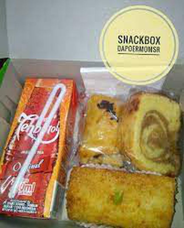 snack box 2 (kopi/teh,kue asin dan kue manis 2)
