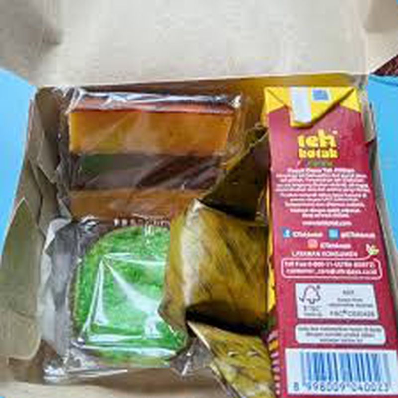 Snack box 1 (kopi/teh,kue asin 2 jenis dan manis 2 jenis)