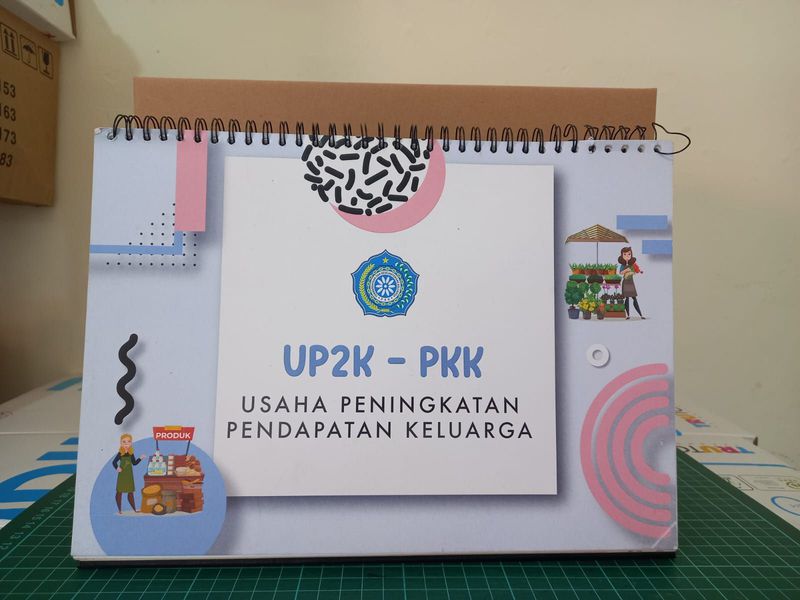 Buku Peraga/Panduan UP2K-PKK (Usaha Peningkatan Pendapatan Keluarga)