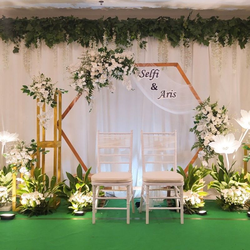 Sewa taman dan backdrop