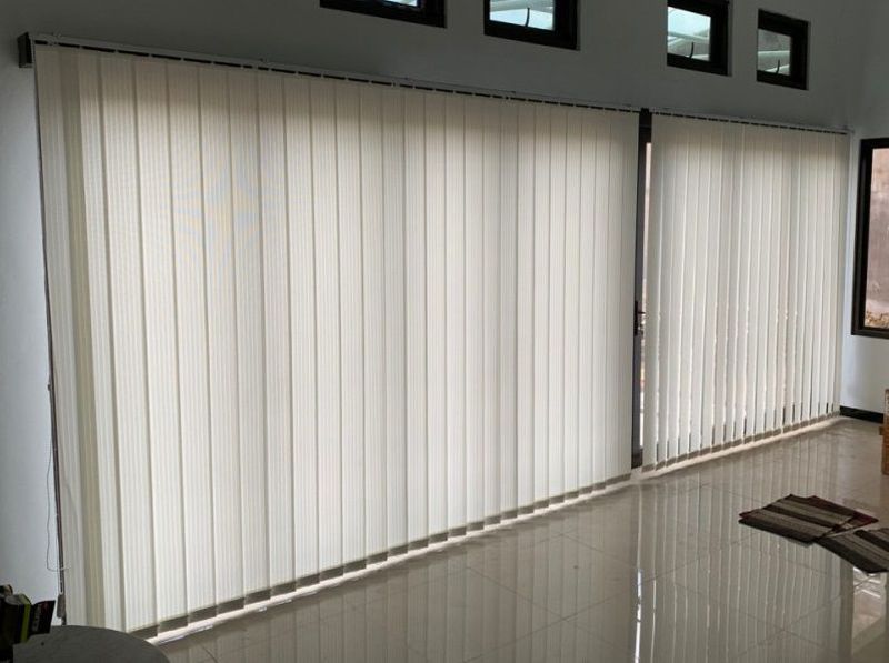 Kerai tirai jendela gulung VERTIKAL vertical Blind