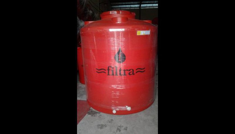 Tangki Air Merk Filtra 1.000 Liter