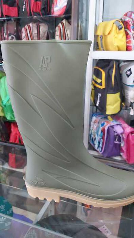 Sepatu AP Boots