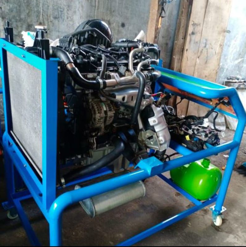 Enginer stand Trainer avanza 1 NR