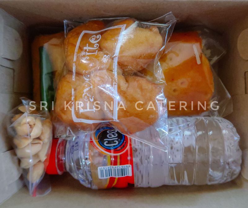 Snack Kotak 15K - Cake Agar