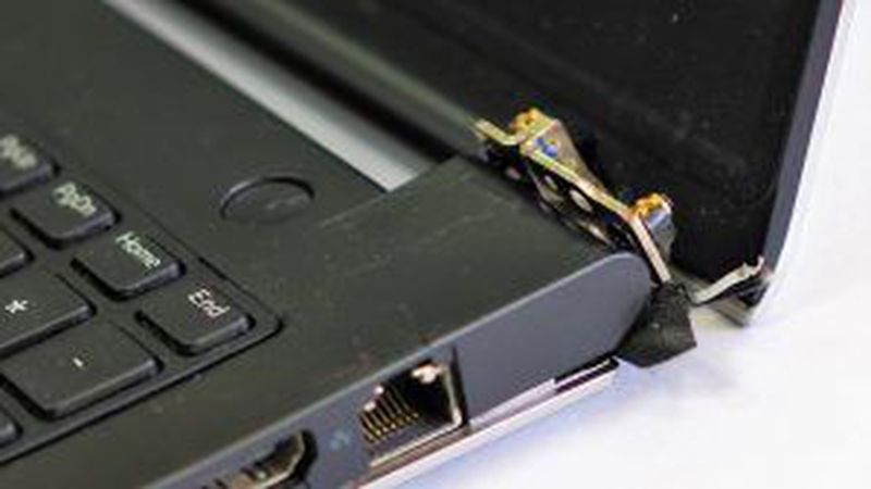 servise engsel laptop