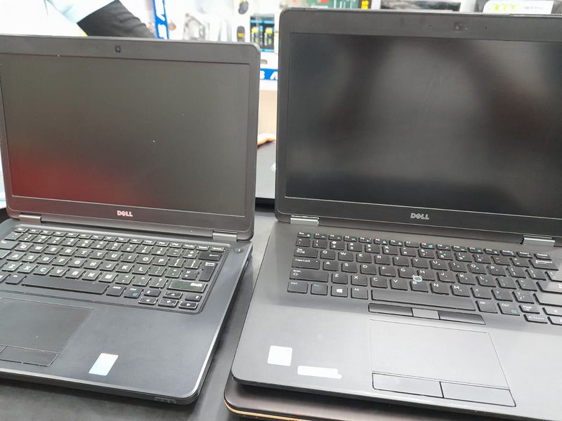 Laptop Intel(R) core (TM)i7-5600U 14inch