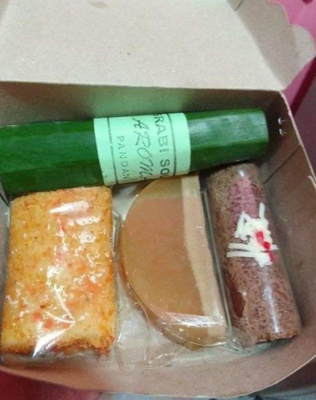 Pake Snack Isi 4 (tanpa aqua)