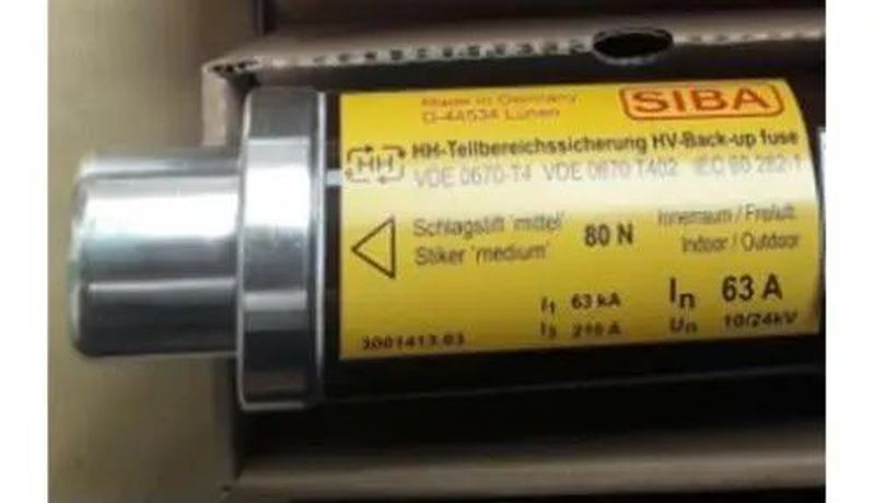 Fuse Tabung 63A