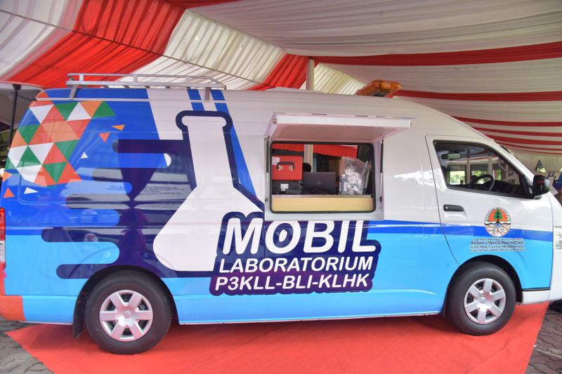 Toyota HiAce/Modifikasi Karoseri/Mobil Laboratorium Keliling