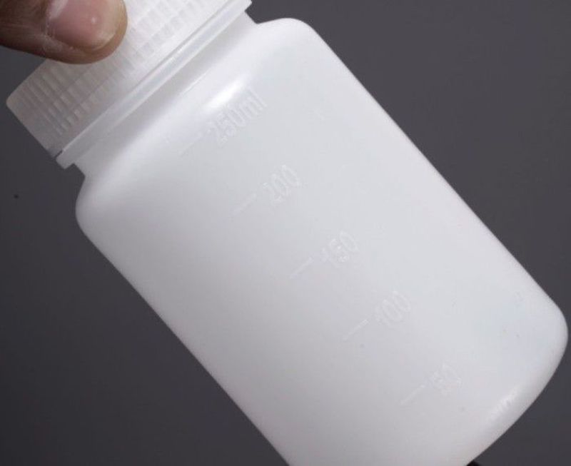 Botol Pereaksi/Reagen Plastik Skala (Reagent Bottle Graduated)