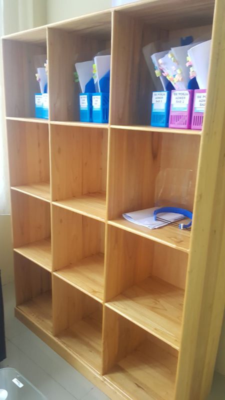 Lemari Rak Dokumen kayu
